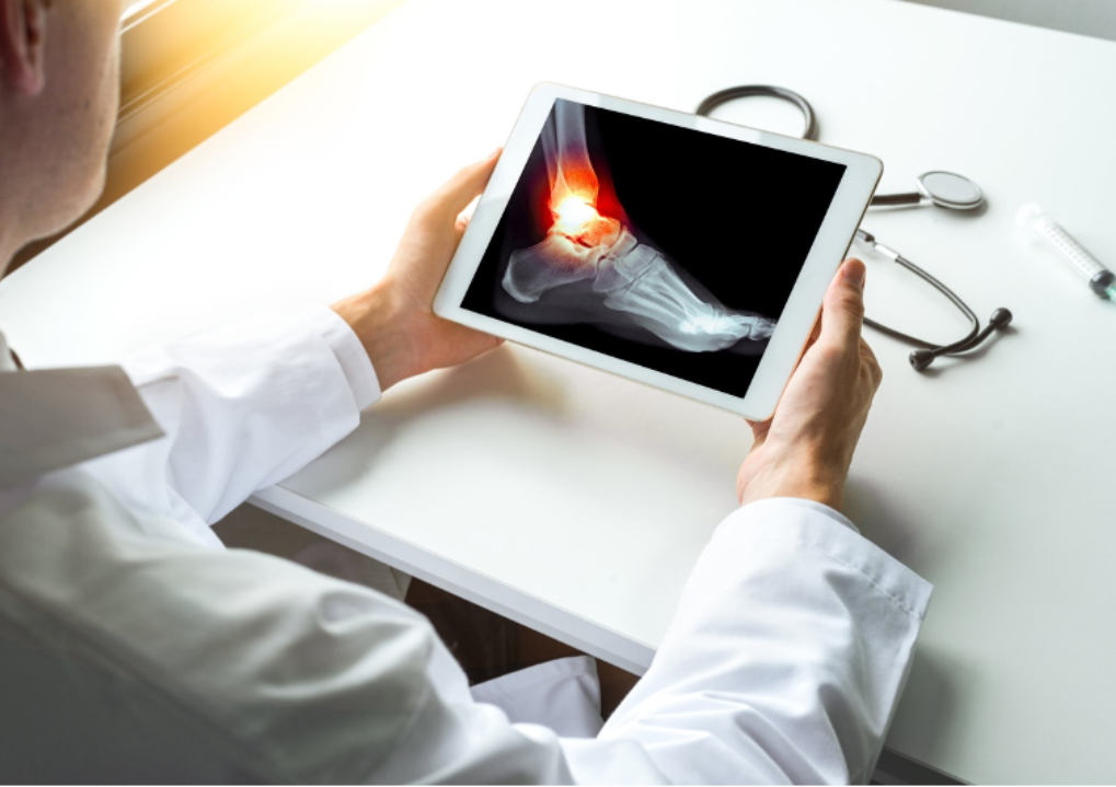 Why People Should Choose an Orthopedic Foot & Ankle Specialist ...